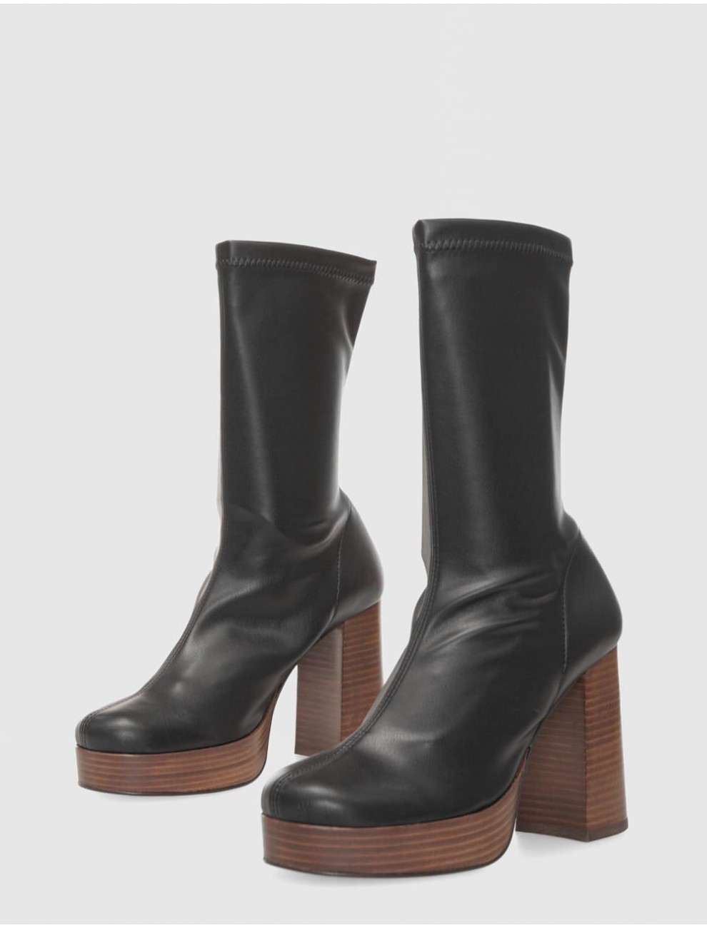 Bota Angel Alarcon Anderson Negro | Kamomeshop.es